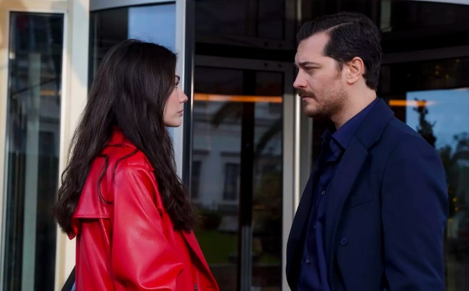 Eșref Rüya, noul serial care s-a lansat în Turcia cu Demet Özdemir și ...