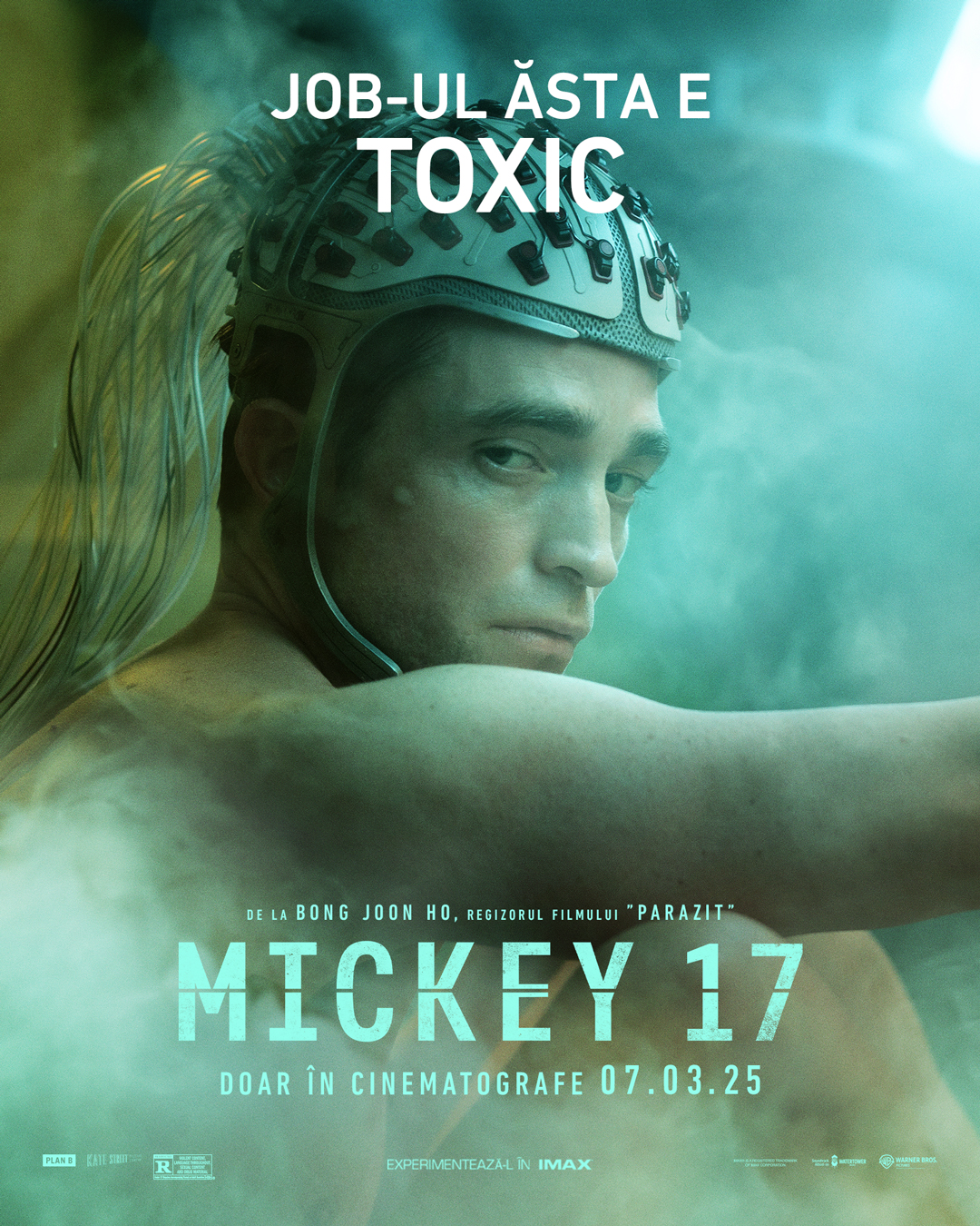 Robert Pattinson este cel mai dispensabil angajat doar la cinema în „Mickey 17” - Pagina de seriale